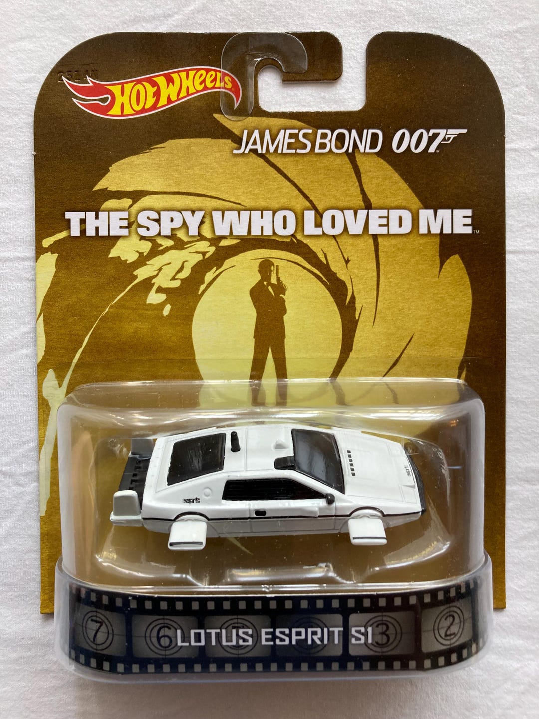 Hot Wheels James Bond 007 - Lotus Esprit S1 Submarine From the Spy Who ...
