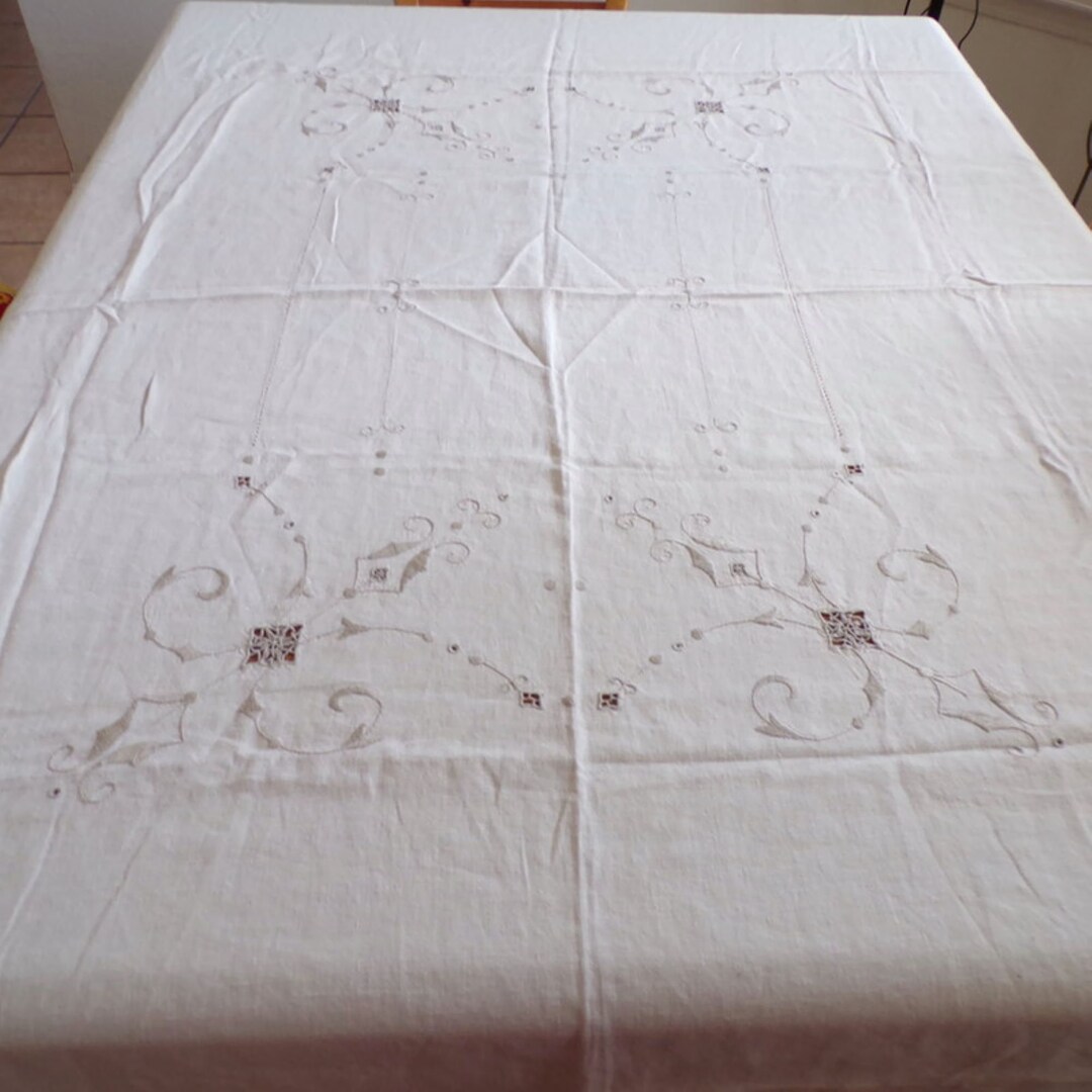 Vintage Embroidered Cutwork Tablecloth Unbleached Muslin 64 X 77 ...