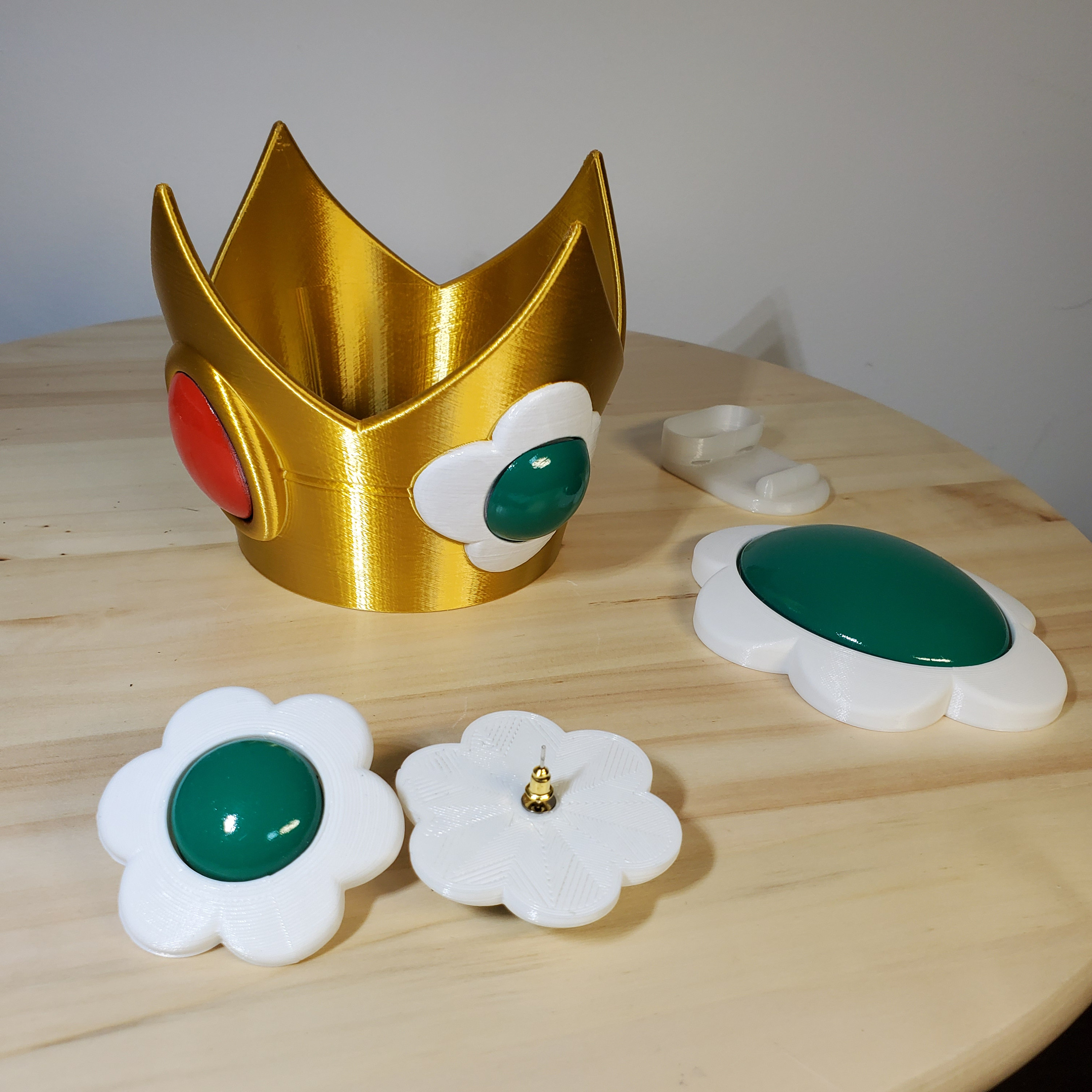 Princess Daisy Cosplay Set crown Earrings Brooch - Etsy