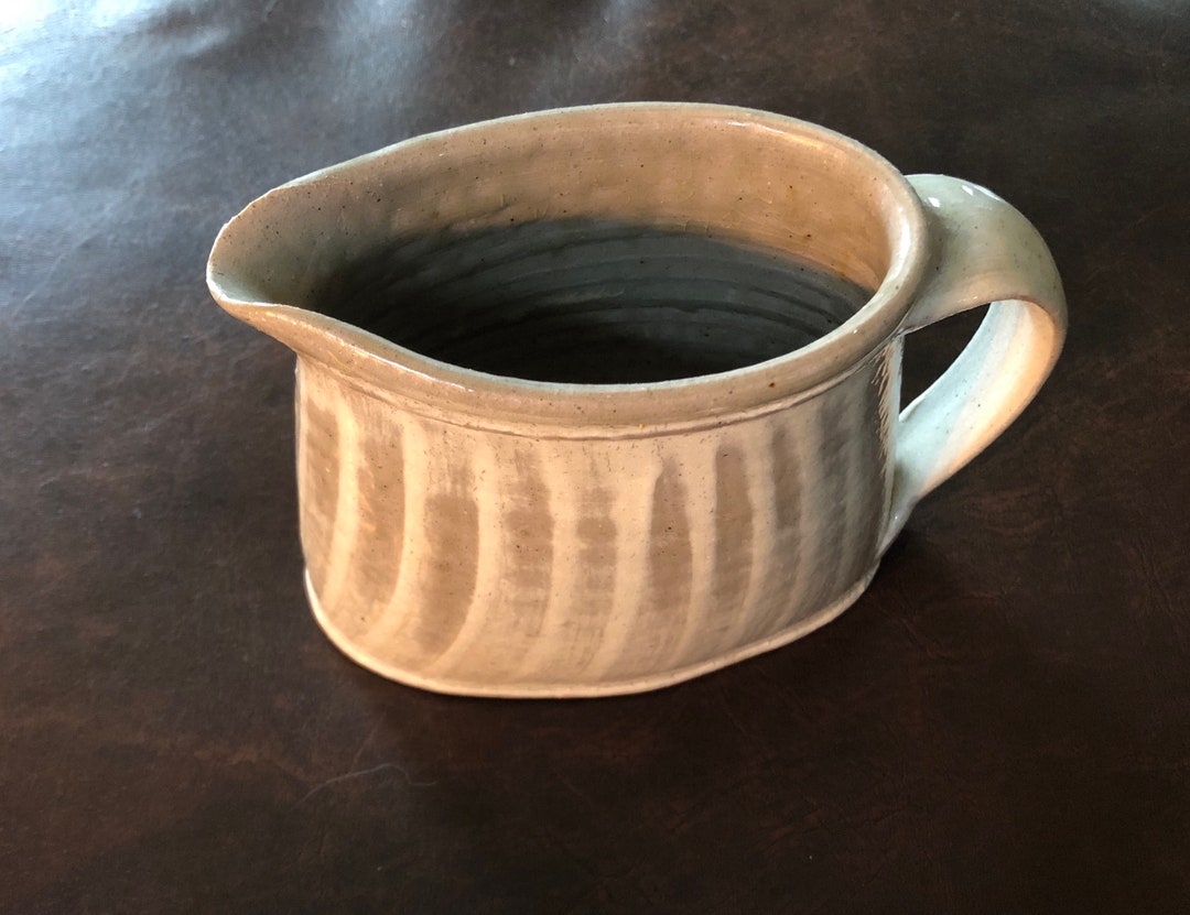 George Lowe Pottery - Creamer - Etsy