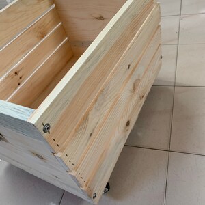 Heavy Duty Deluxe Wooden Storage Crate on 6 Wheels, With Spring Loaded ...