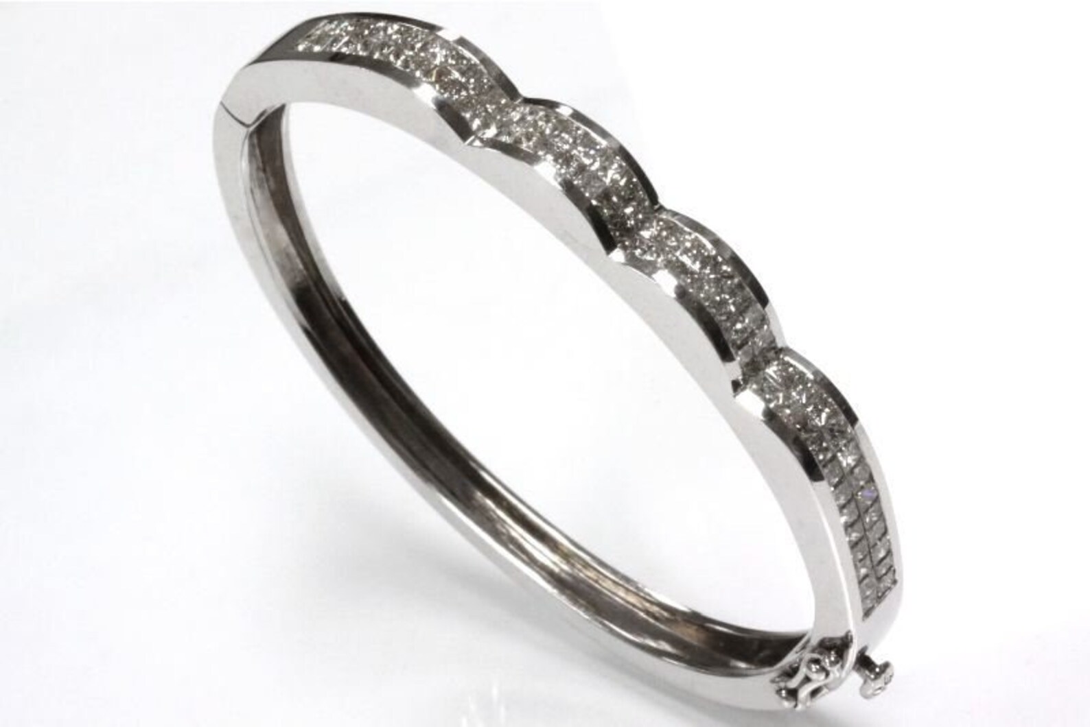 3 Ctw Natural Princess Cut Diamond Bangle / Invisible Set Waved Oval ...