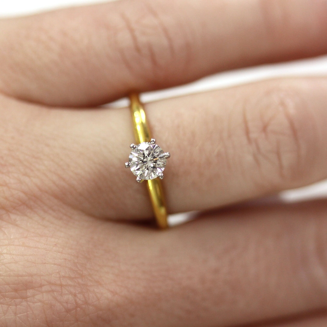 0.5 ct solitaire diamond ring store