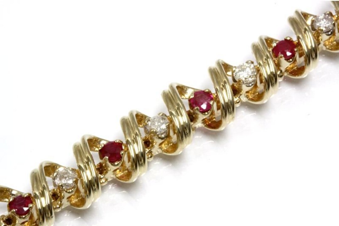 3.4 Ctw Natural Red Ruby & Diamond Floating Ribbon Bracelet / Solid 14k ...