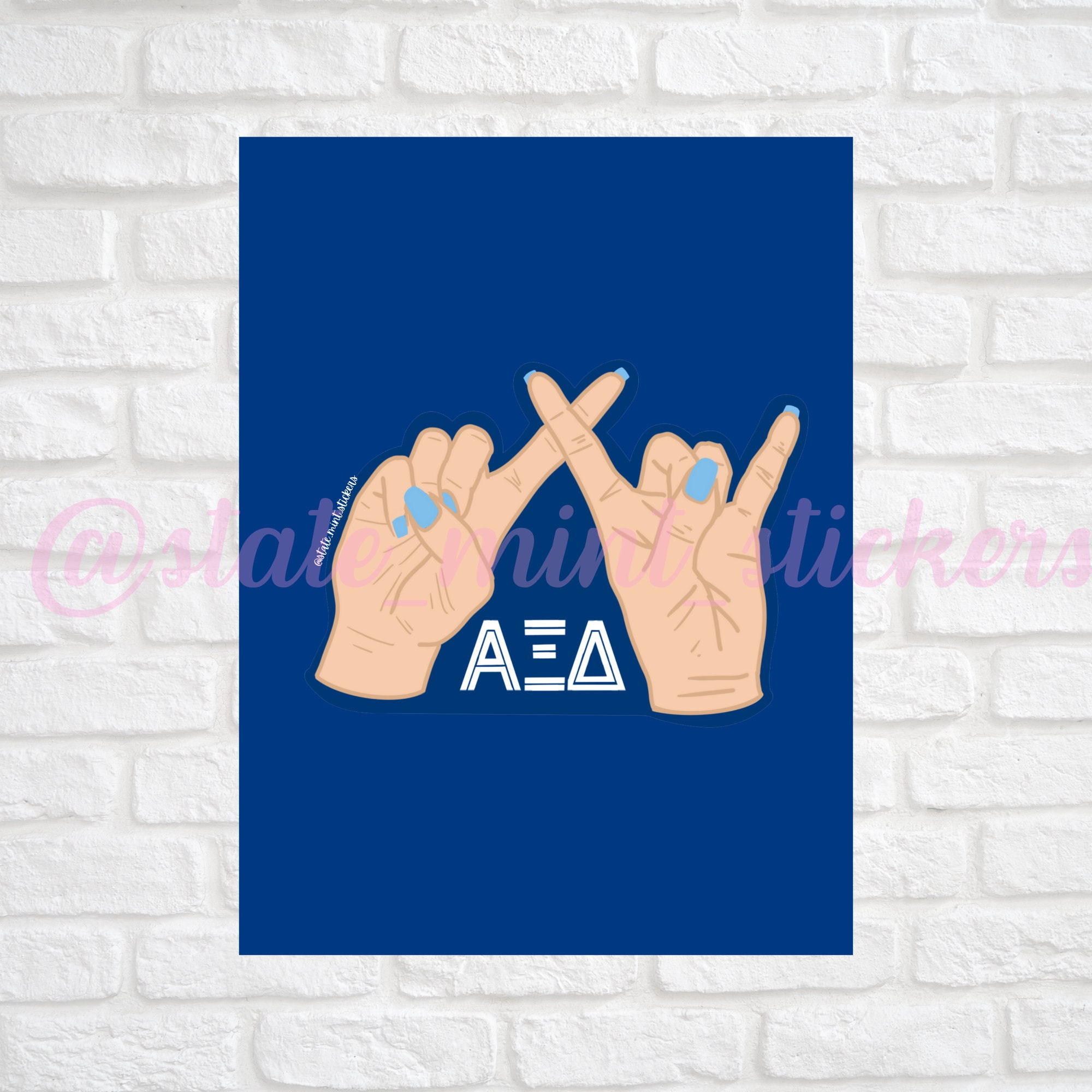 Delta Delta Delta Hand Sign