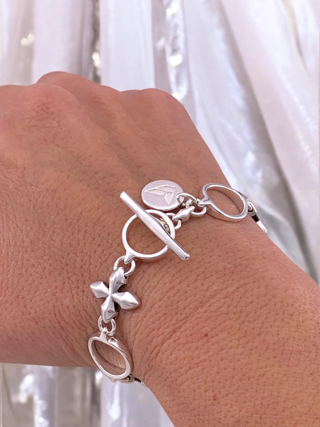 Special Silver Cross Link Chain Bracelet, Silver Chain Toggle Bracelet ...