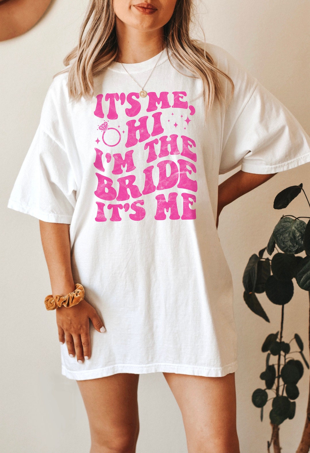 Its Me Hi Im the Bride Its Me Shirt Retro Bachelorette Bride - Etsy