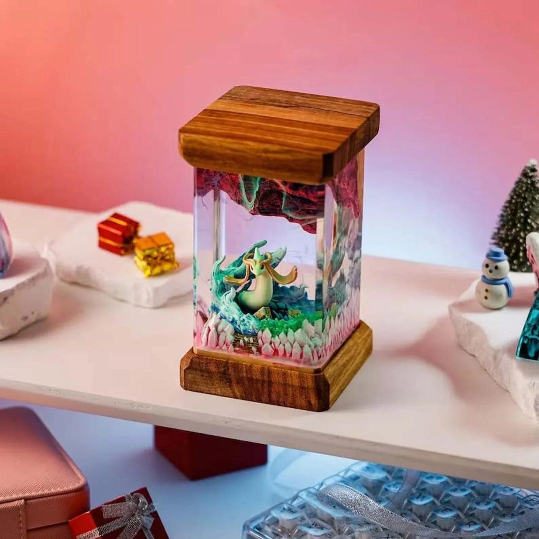 Milotic Ocean Lamp Handmade Resin Desk Lamp, Handcrafted Resin Light ...