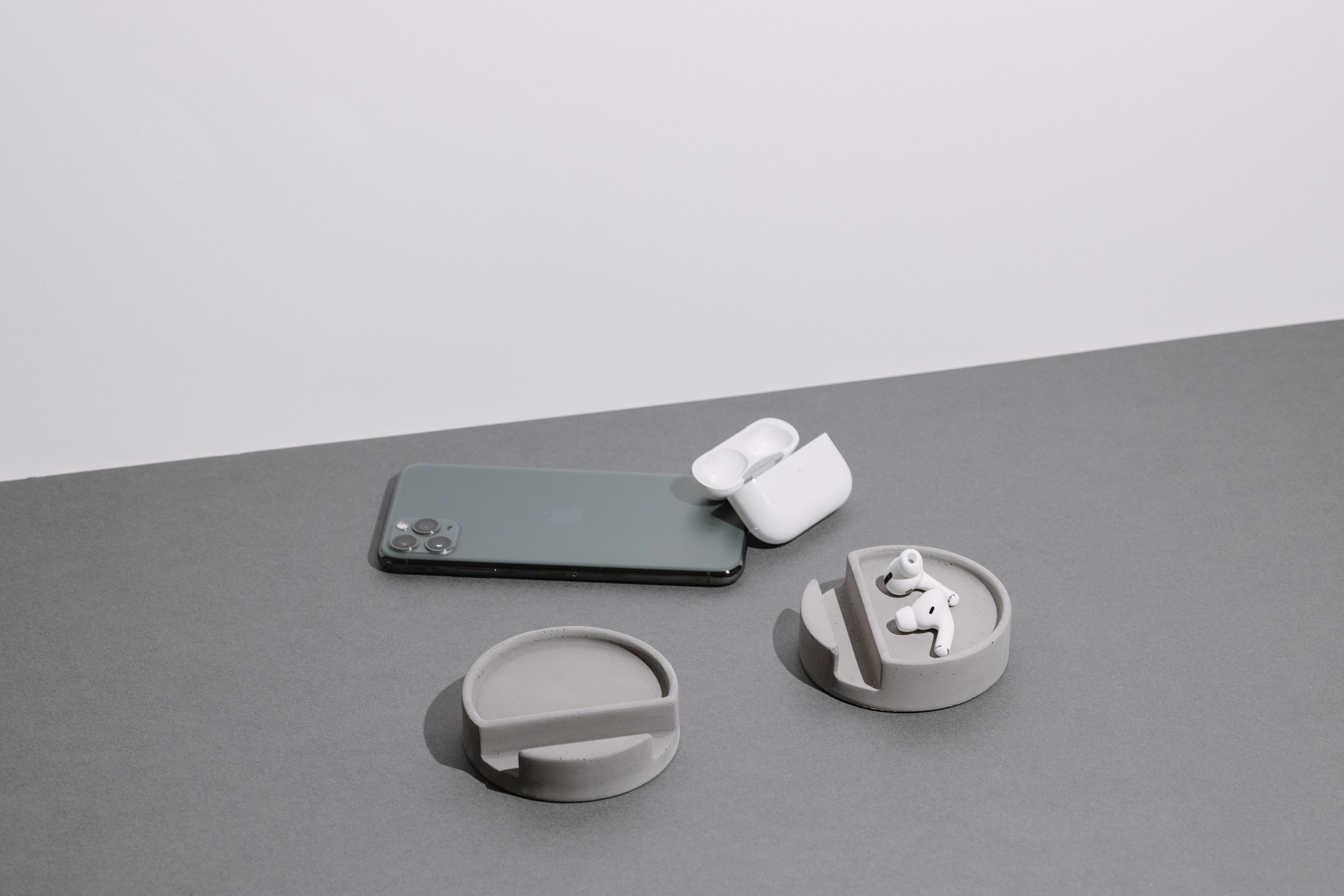 Concrete Phone Holder Horizontal / Vertical Phone Stand - Etsy