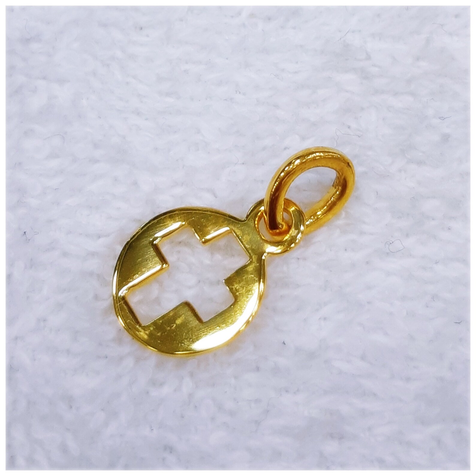 24k Solid Gold 18k Gold Cross Pendant II Dainty Pure Gold - Etsy
