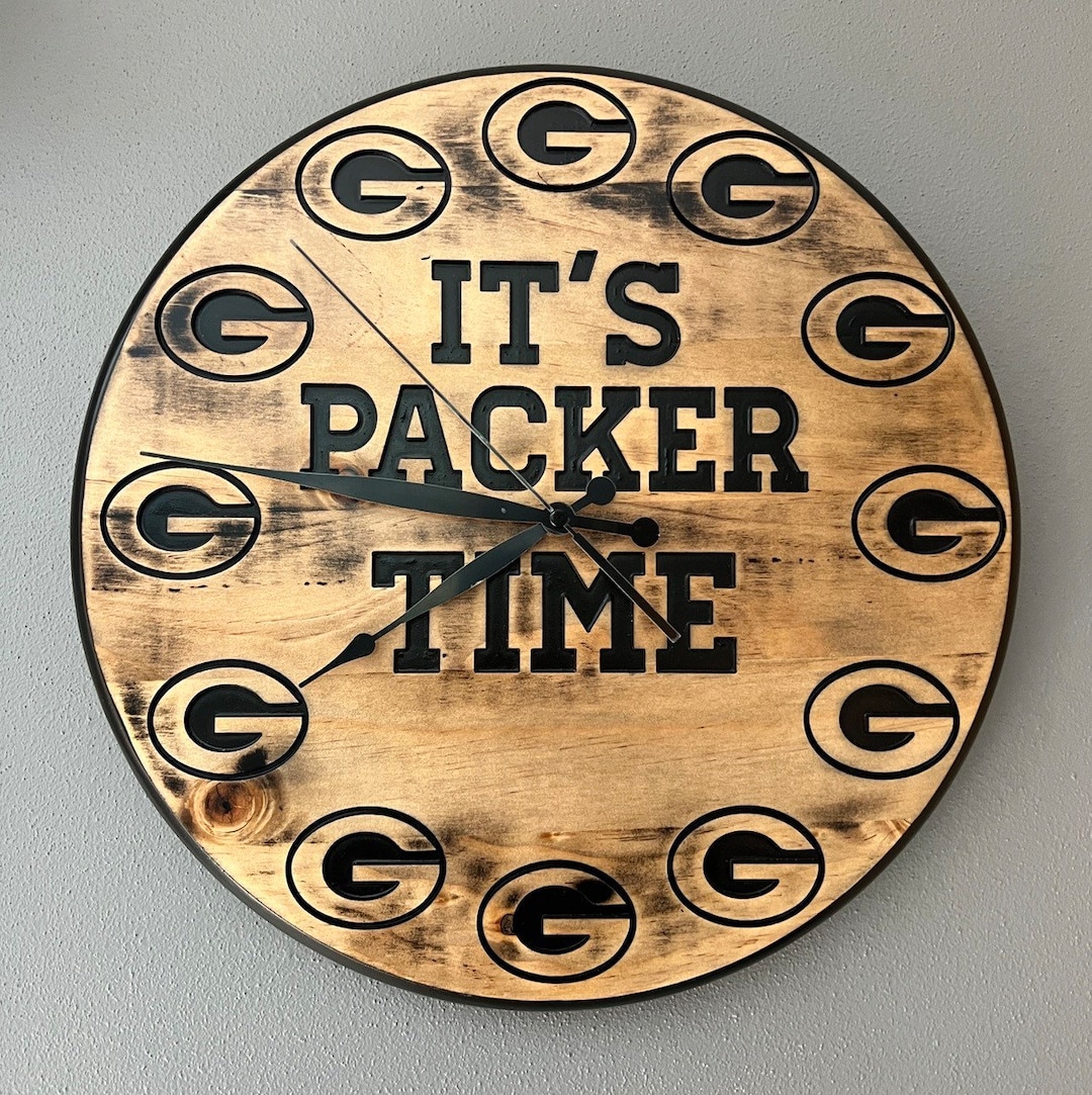 It's Packer Time Green Bay Packers Football 15-inch Round Wooden Clock ...