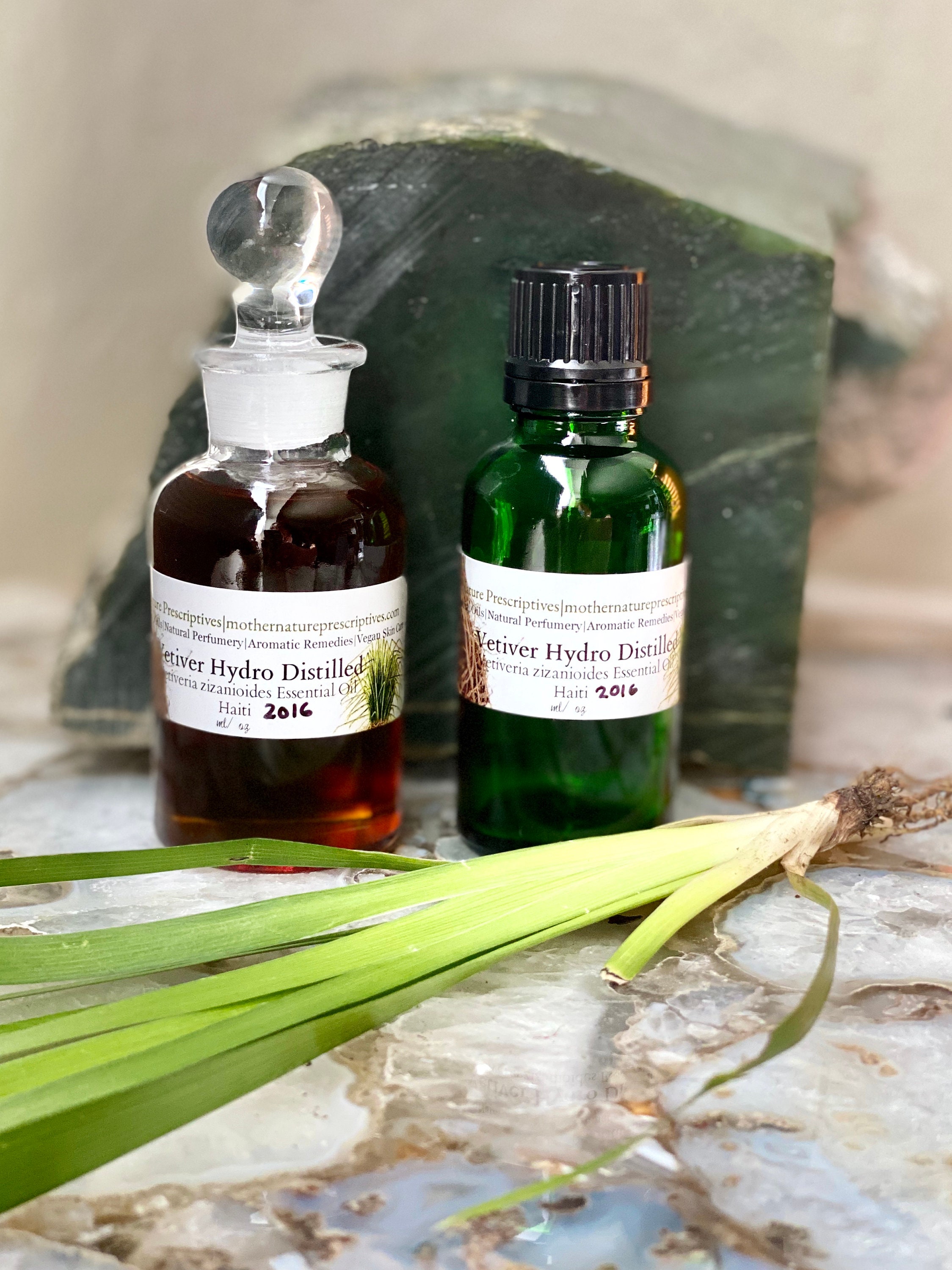 Aged Vetiver Essential Oil Organic Hydrodiffused Haiti Vetiveria ...