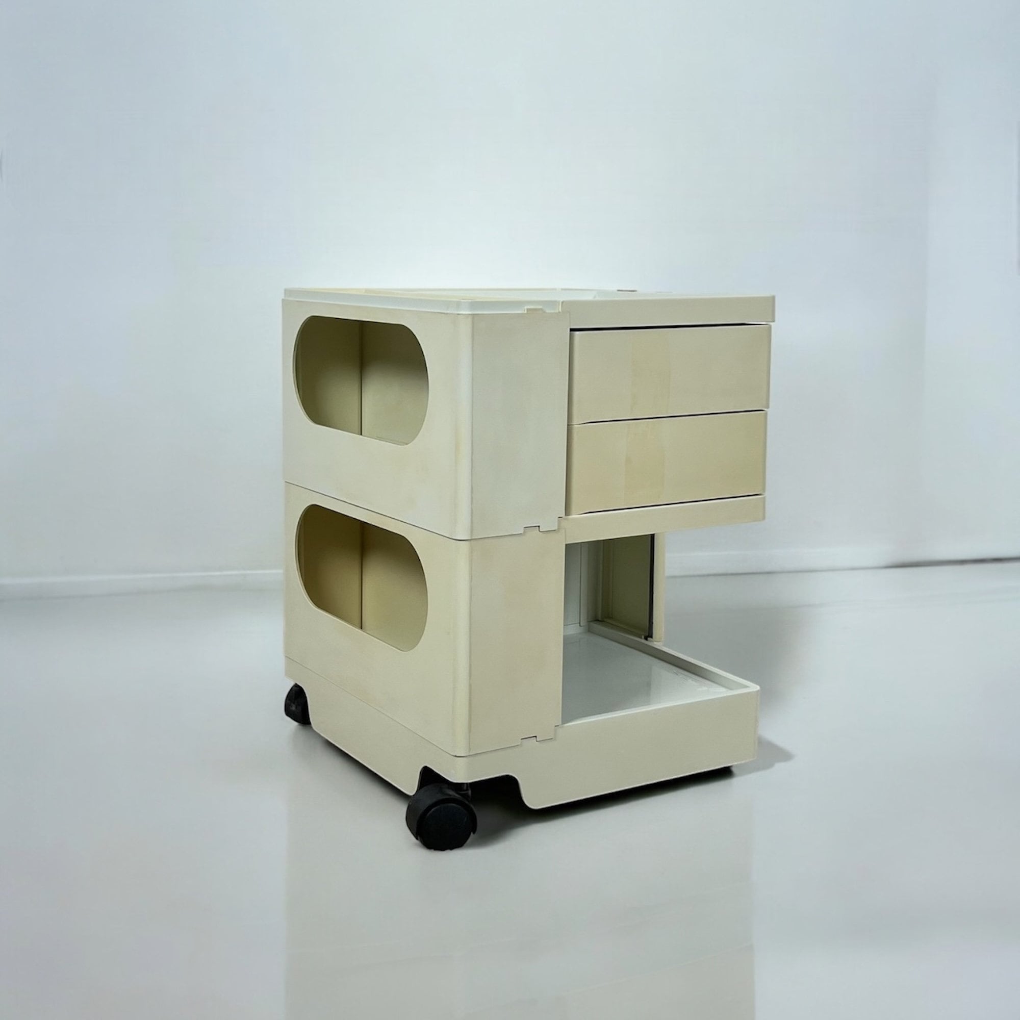 Vintage Joe Colombo Boby Trolley: Italian Space Age Storage Cart - Etsy
