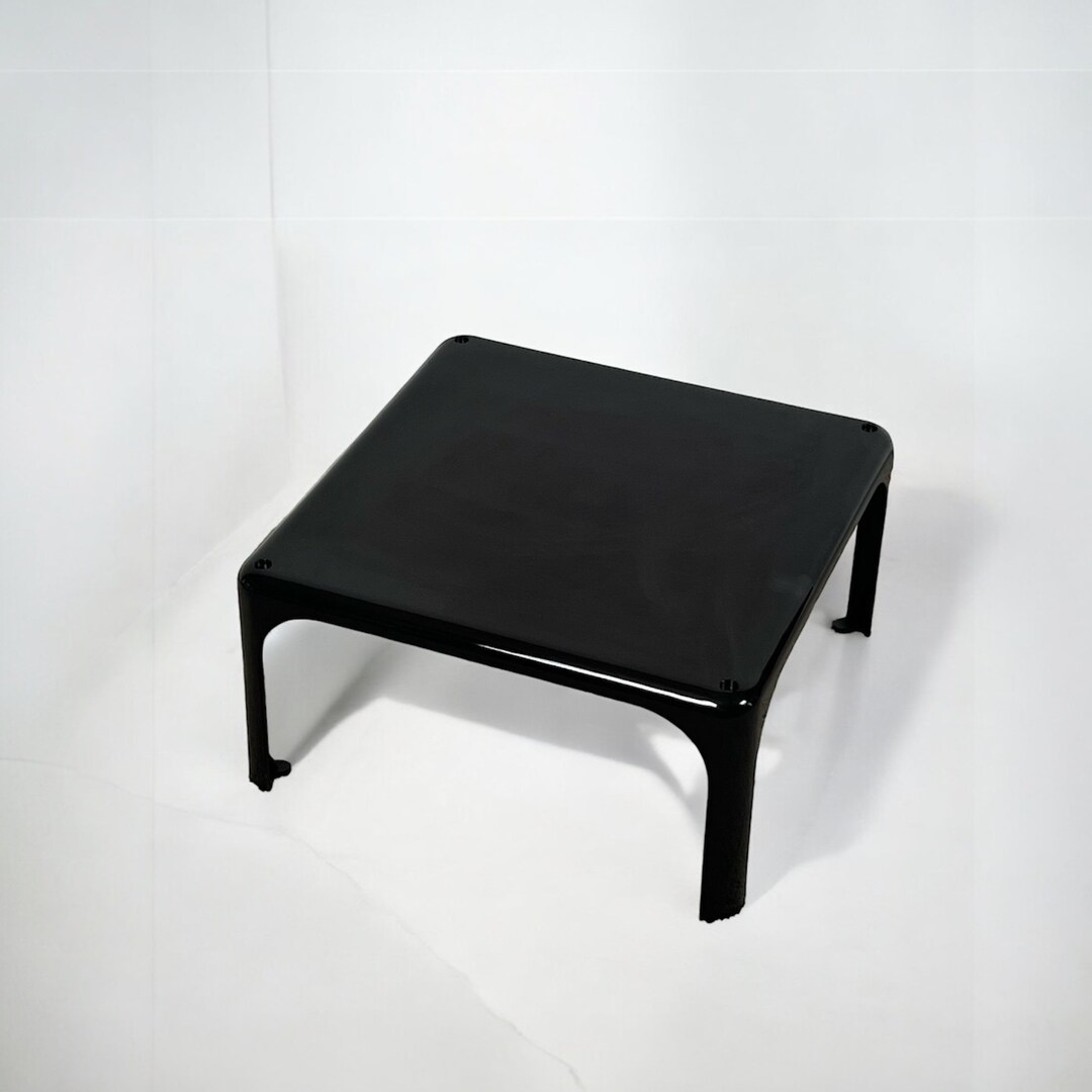 Artemide Demetrio 45 Table by Vico Magistretti Vintage Coffee/side Table Glossy Brown Space Age ...