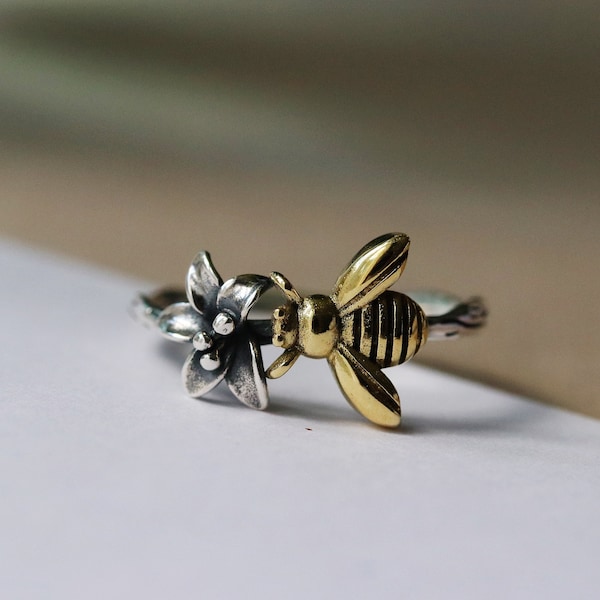 Bee Ring - Etsy