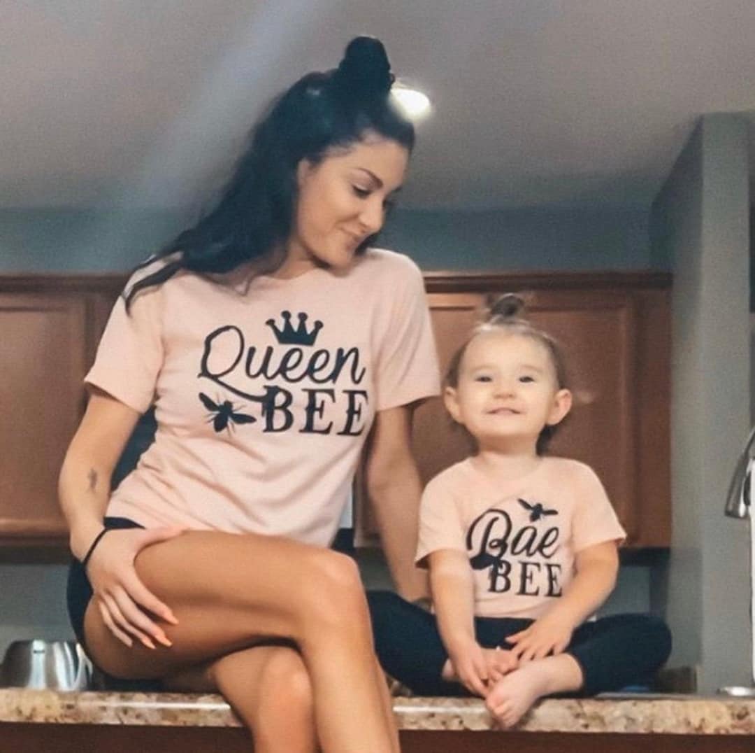 Mommy and Me Outfits Queen Bee Bae Bee Mother Daughter Matching Shirts ...