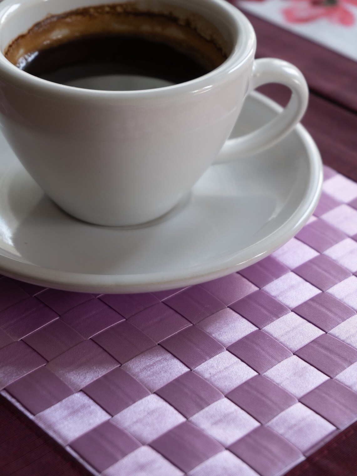 Shiny and Dazzling Table Decor in Soft Lilac | Set of 6 Ribbon Woven ...