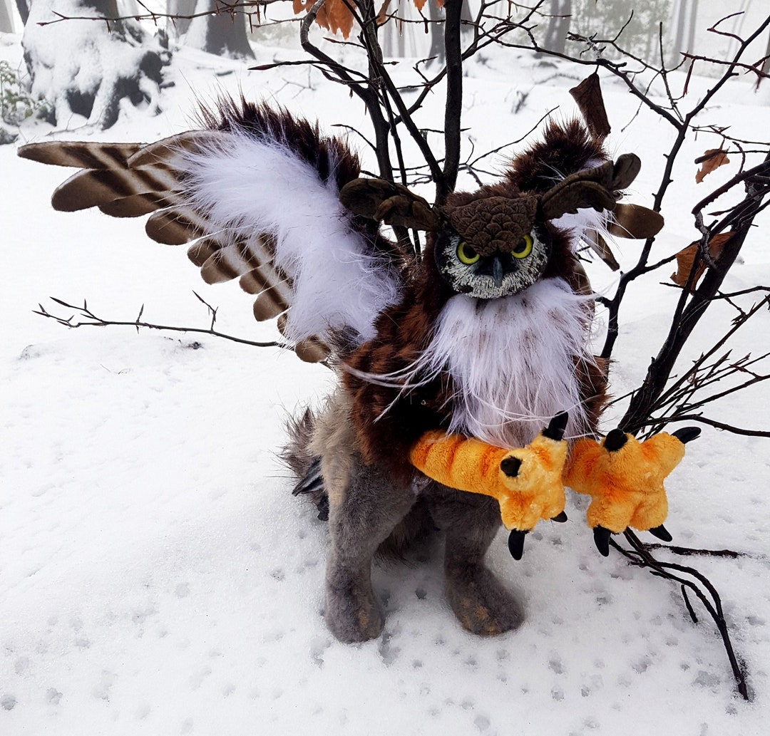 OOAK Fantasy Poseable Artdoll Wolf Owl Hybride Griffon. Soft Sculpture ...
