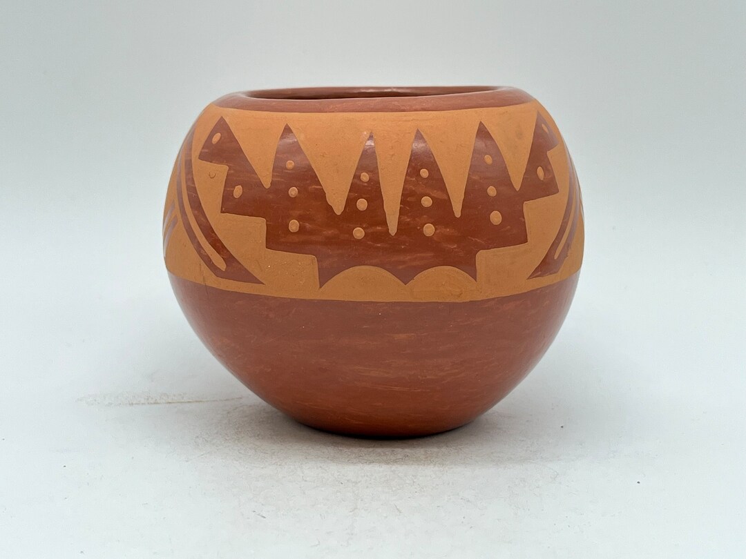 Native American Santa Clara Pottery Bowl Jerry M. Sisneros - Etsy