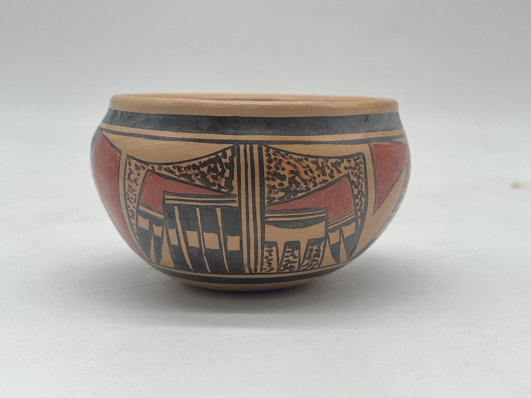 Native American Hopi Pottery Vase Nyla Sahmie Nampeyo - Etsy