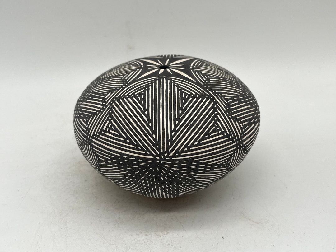 Native American Acoma Pottery Seed Bowl Kim Vallo - Etsy