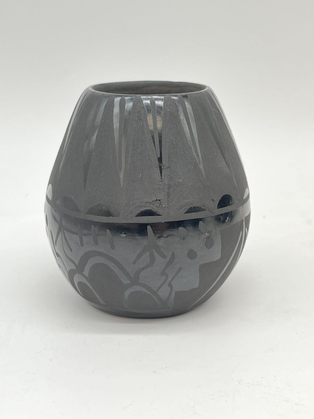 Native American Santa Clara Pottery Vase Myra Sisneros - Etsy