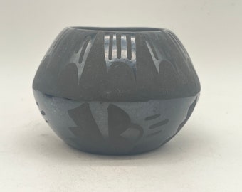 Native American Santa Clara Pottery Bowl Jerry M. Sisneros - Etsy