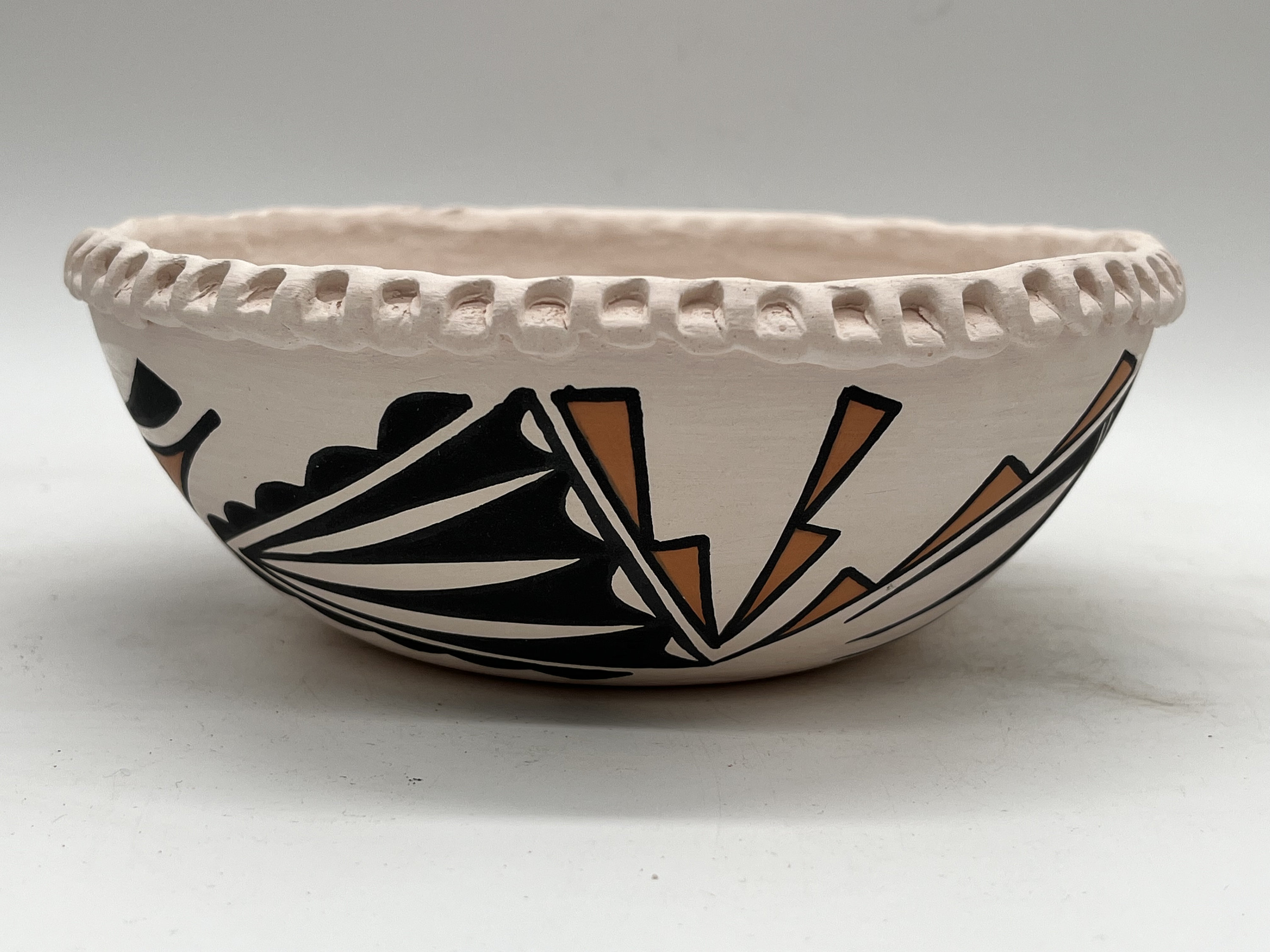 Native American Acoma Pottery Bowl Dylene Cheromiah - Etsy
