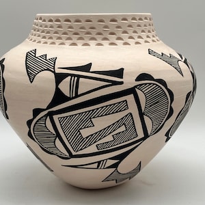 Native American Acoma Pottery Vase Beverly Davis Garcia - Etsy