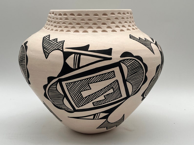 Native American Acoma Pottery Vase Beverly Davis Garcia - Etsy