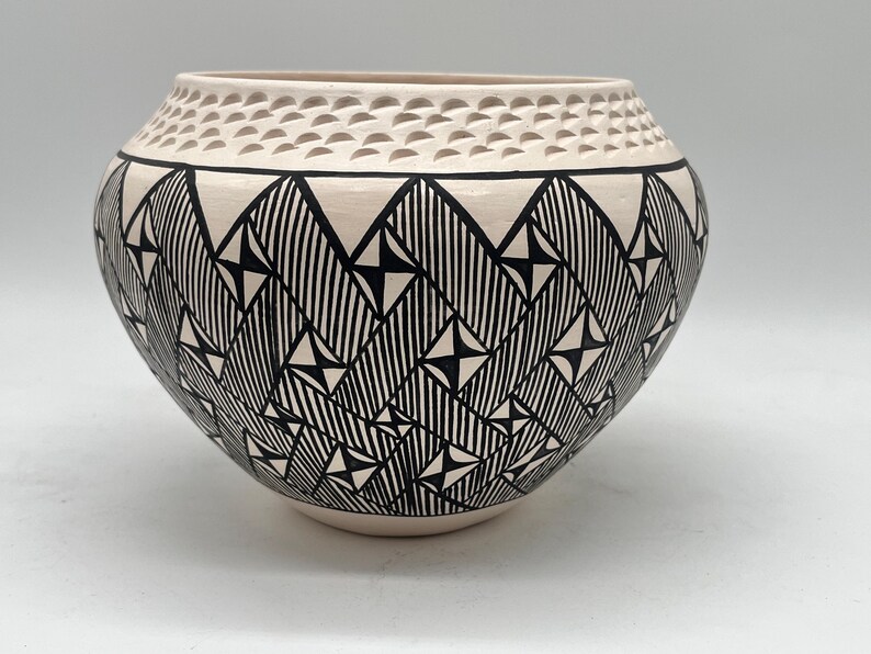 Native American Acoma Pottery Vase Beverly Davis Garcia - Etsy
