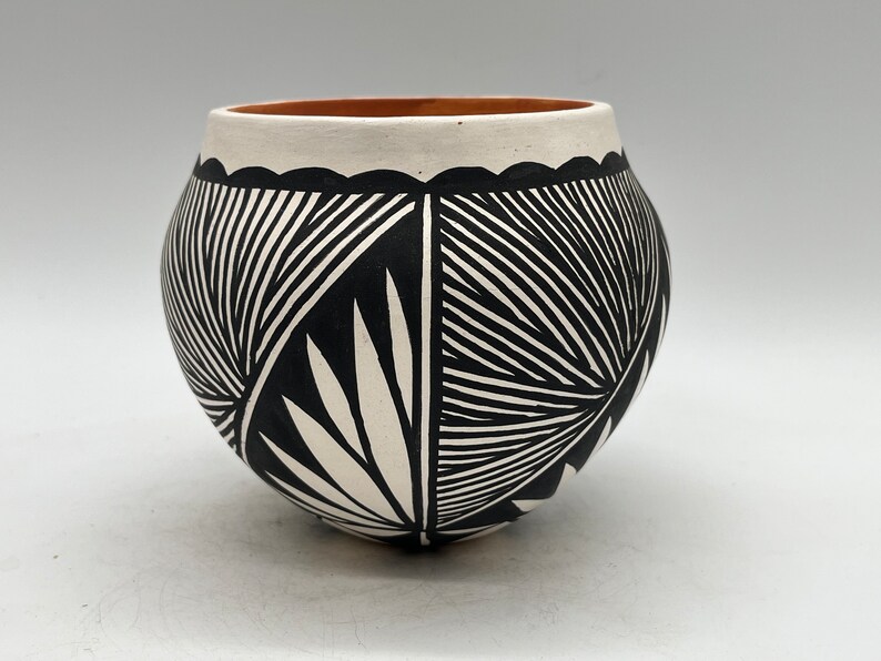 Native American Acoma Pottery Vase Darla Davis - Etsy