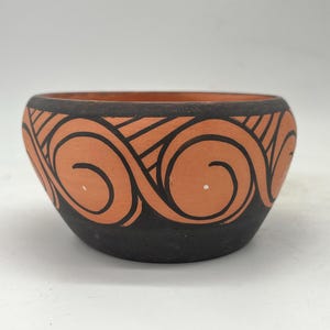 Native American Zuni Pottery Bowl Darla Westika - Etsy