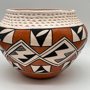 Native American Acoma Pottery Vase Beverly Davis Garcia - Etsy