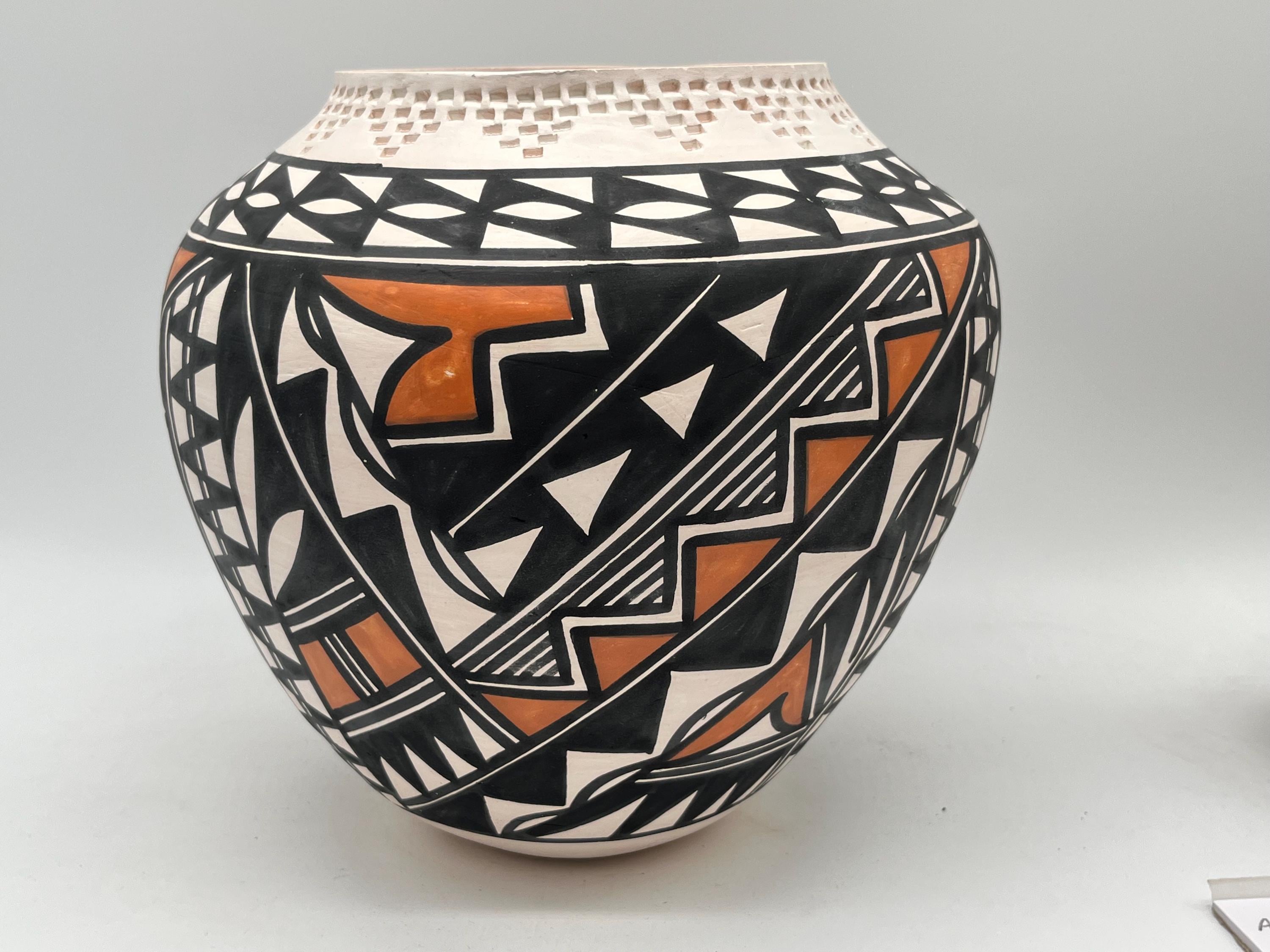 Native American Acoma Pottery Vase Beverly Davis Garcia - Etsy