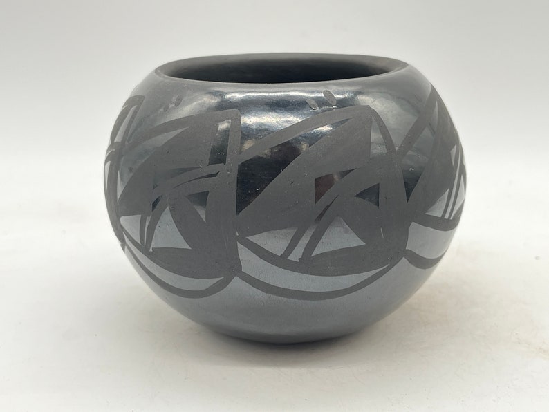 Native American Santa Clara Pottery Bowl Adelaide Sisneros - Etsy