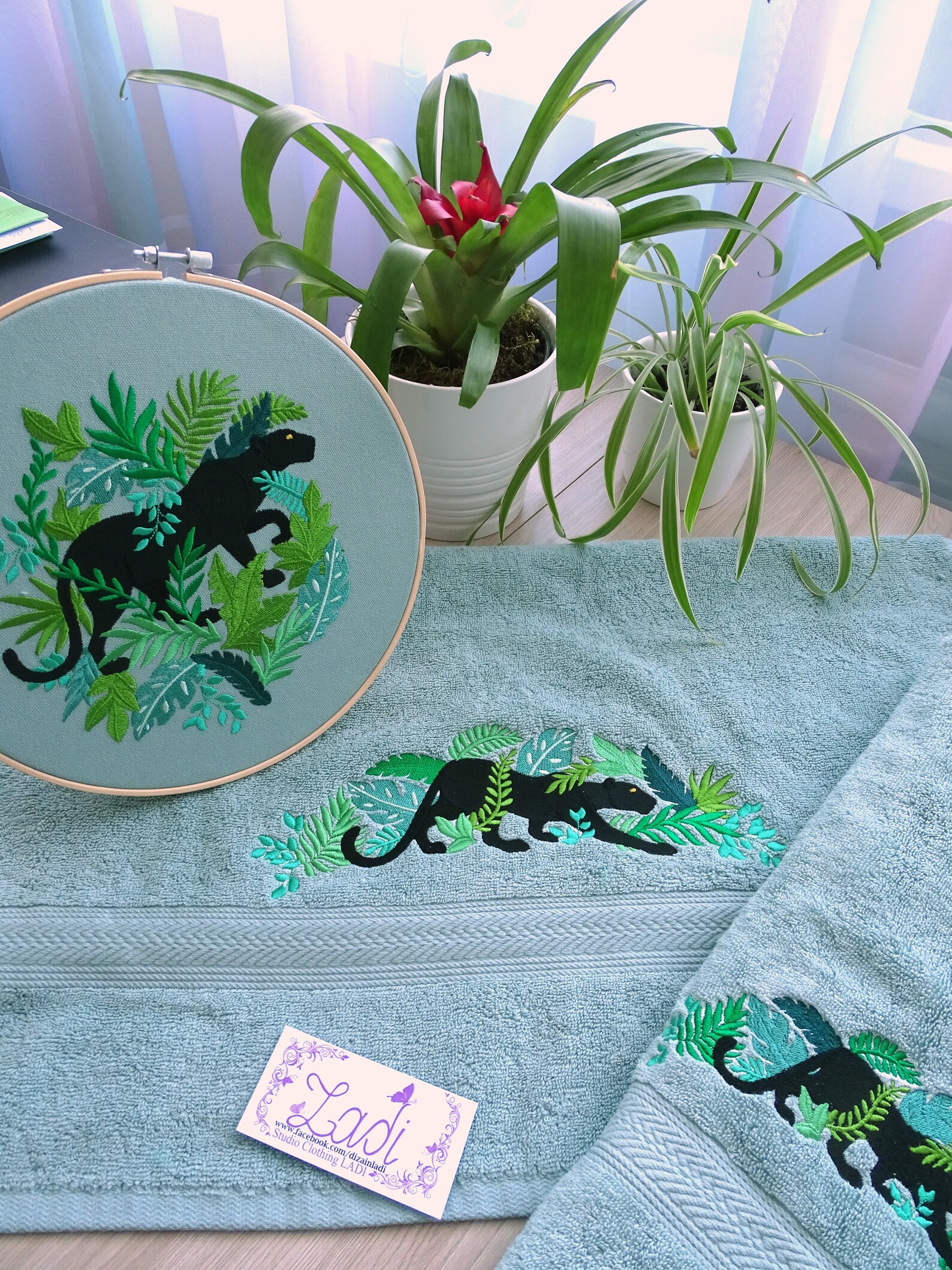 Set of Towels Machine Embroidery Black Panther. Wall Pano Machine ...