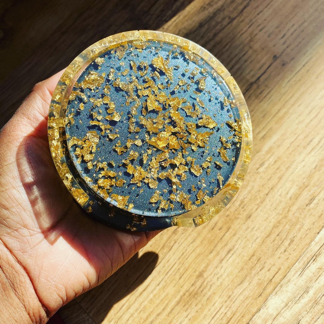 Resin 5 Piece Costerset With Gold Flakes - Etsy