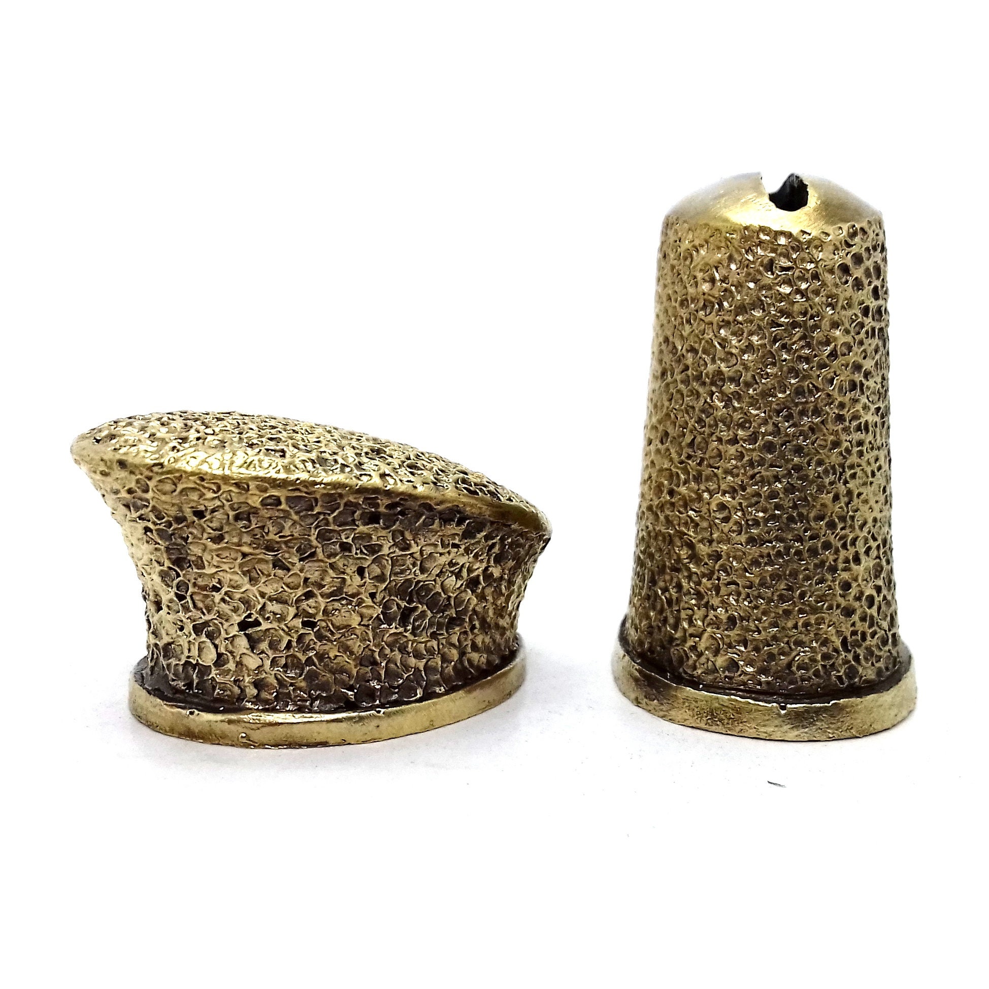 Set DIRK Unique Solid Bronze Finger Guard - Etsy