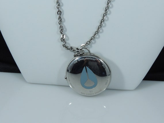 Vintage Silver Tone Blue Face Nixon Chain And Pendent… - Gem