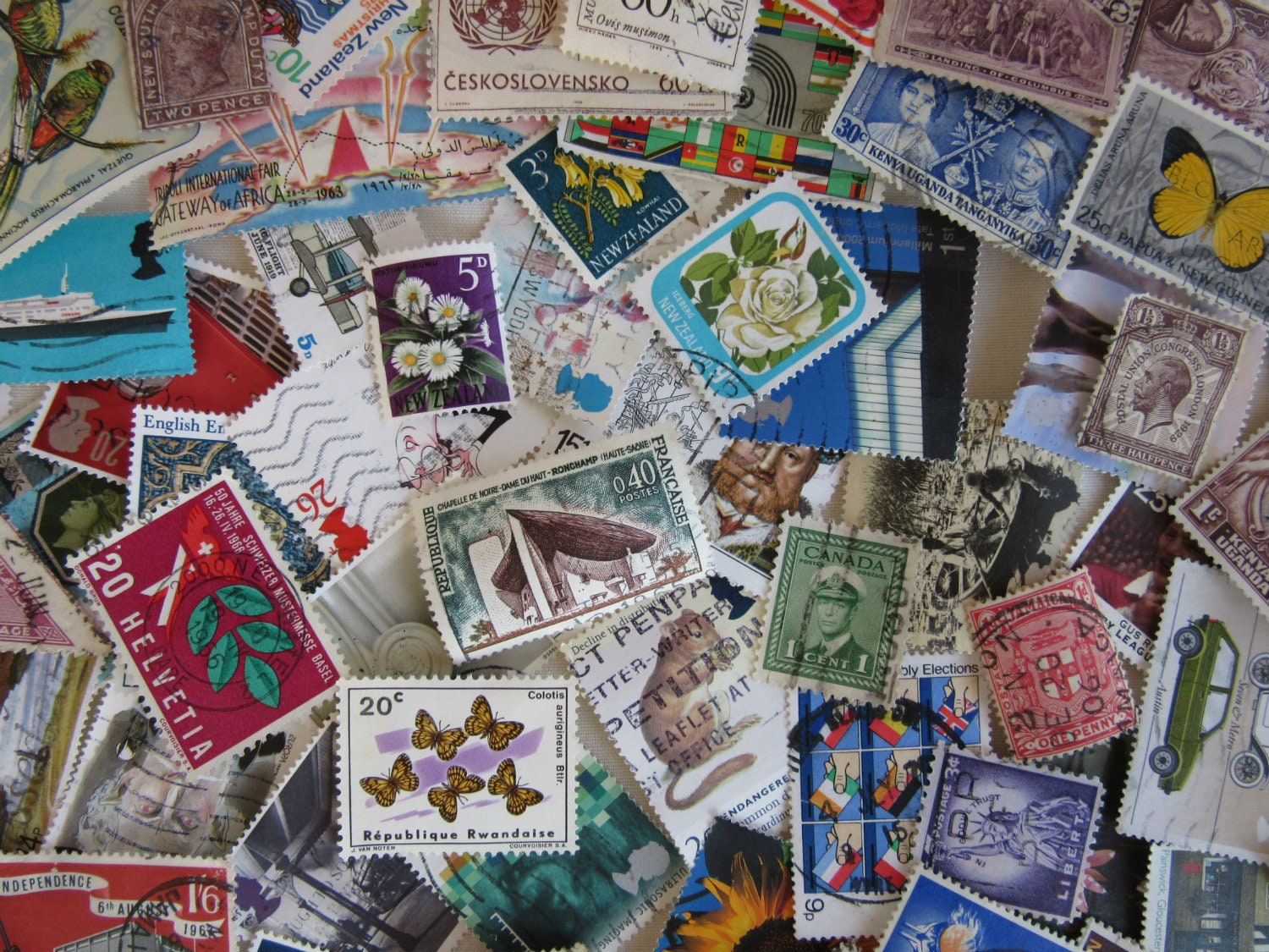 Random Vintage Postage Stamps 50 100 200 300 500 World - Etsy