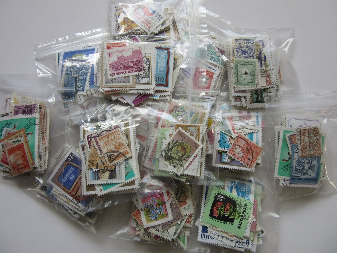 Random Vintage Postage Stamps 50 100 200 300 World Postage | Etsy