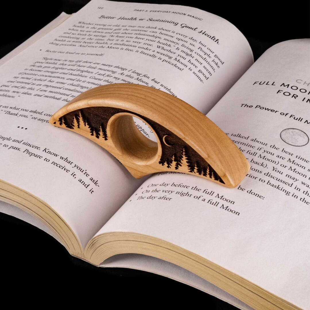 Wood Thumb Page Holder, Engraved Cherry "moonlit Forest" Design - Etsy