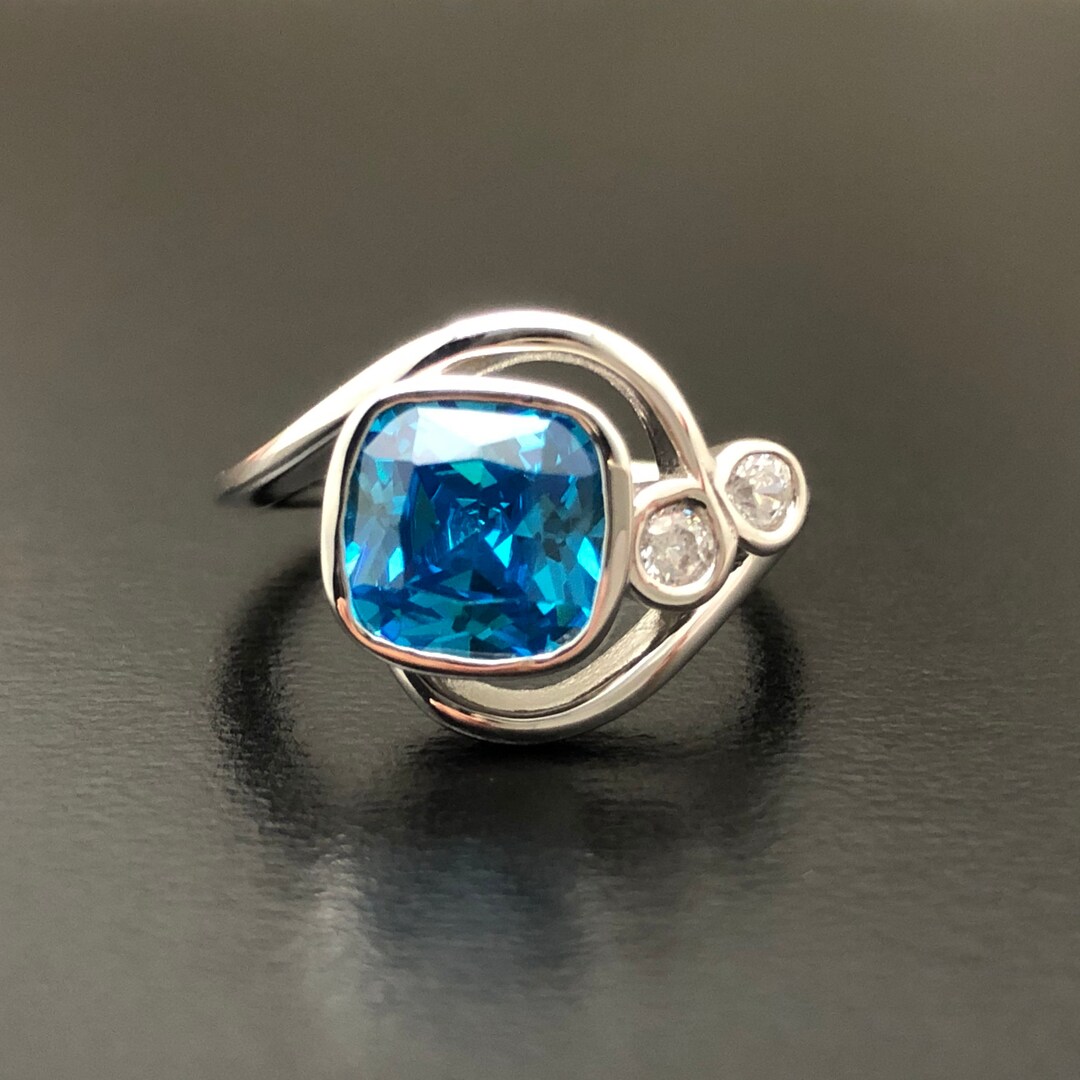 Bague en argent sterling avec topaze bleue suisse VITALITY - Bague ...