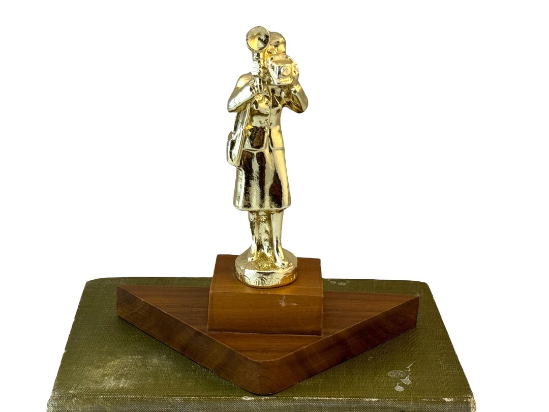 Vintage Photography Trophy, Gold Tone Metal Female Photographer Figure ...