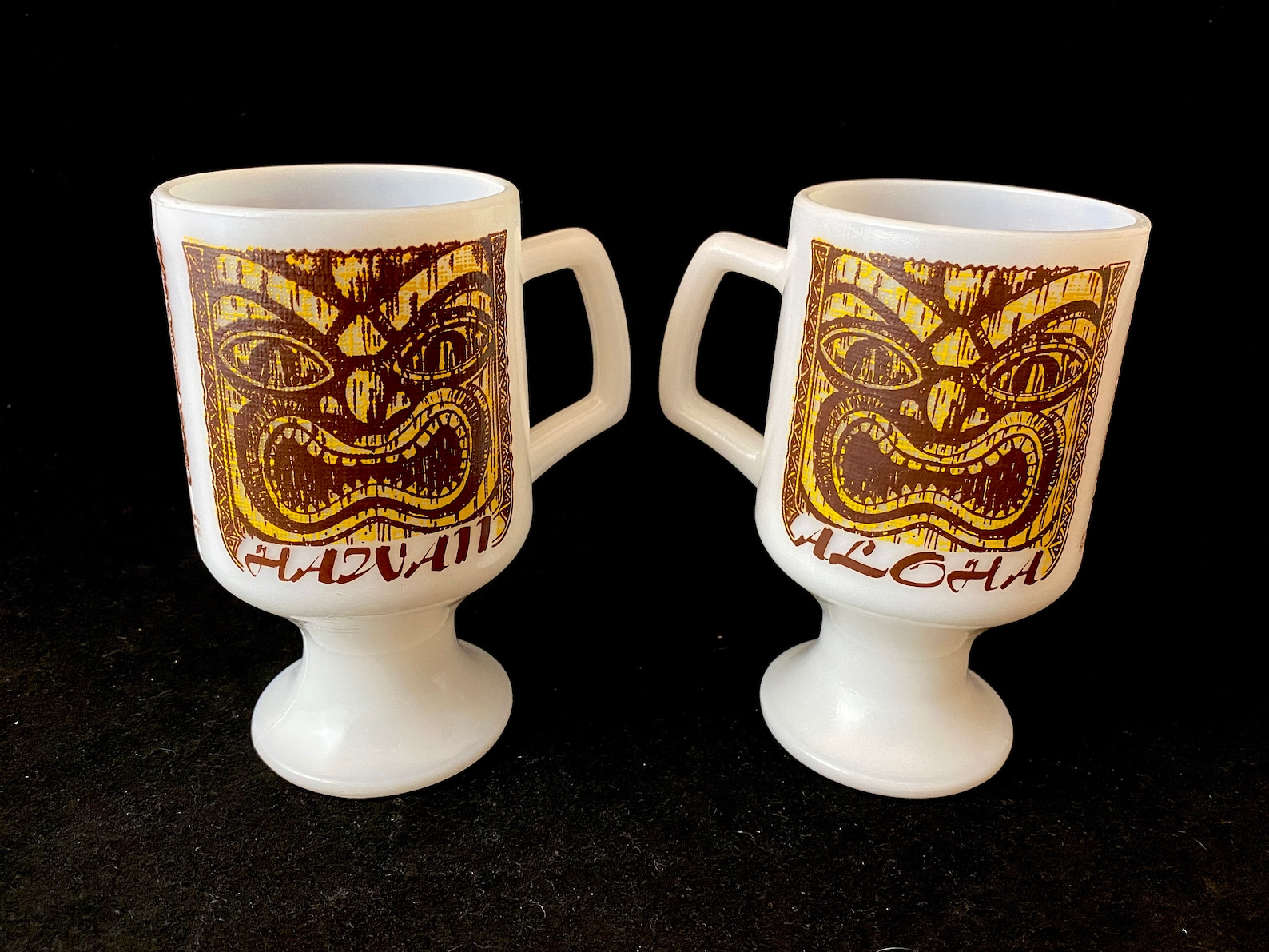 Vintage Tiki Coffee Mugs, Aloha Hawaii Mug Pair, Pedestal Hawaiian ...