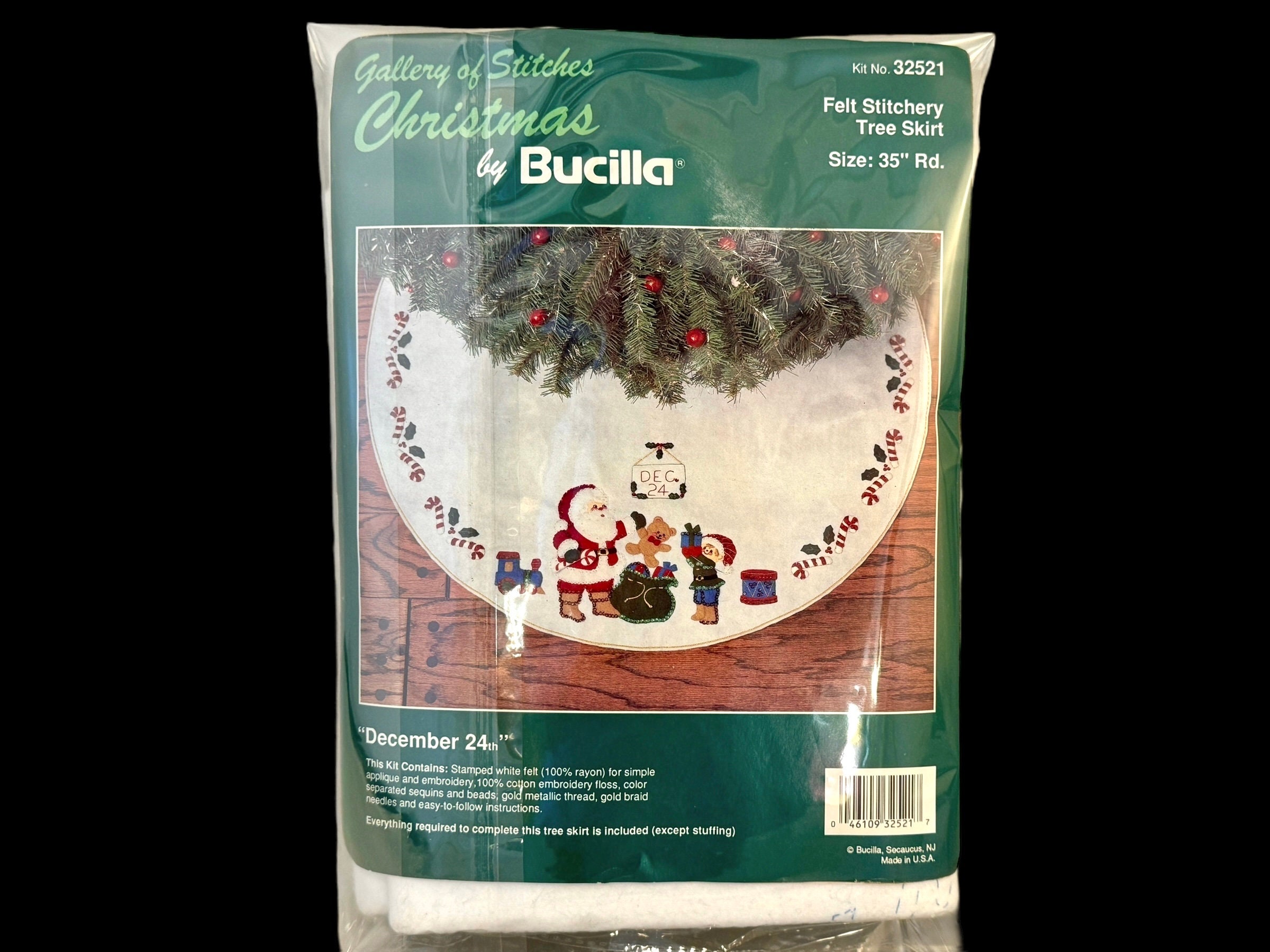 Bucilla Tree Skirt Kit, December 24th, Christmas Eve Felt Applique ...