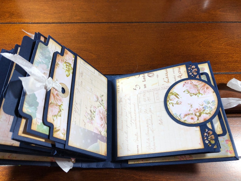 Frilly Fun Mini Album Guide With Templates and Included Free Cut Files ...