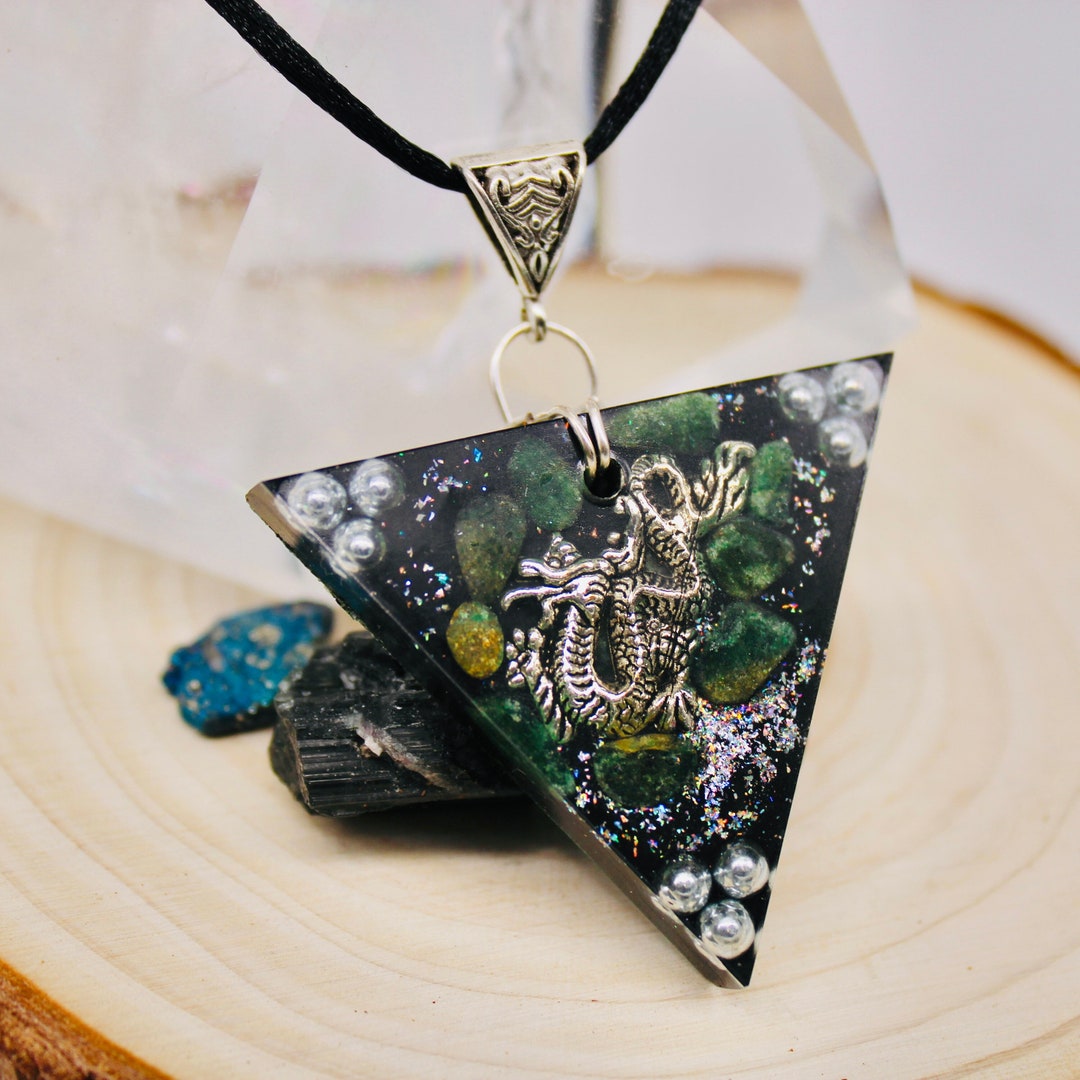 Triangle Jade Green Dragon Powerful Orgonite Pendant, Crystal Healing ...