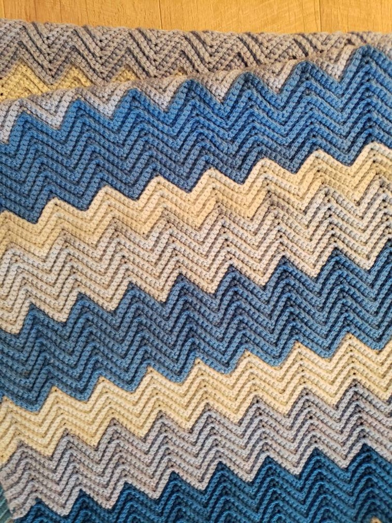Small Heavyweight Shades of Blue and White Chevron Pattern - Etsy